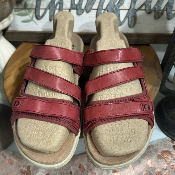 Earth | Shoes | Leather Earth Brand Sandals | Poshmark